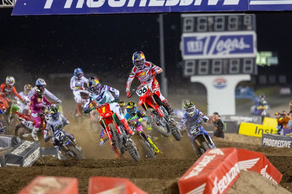 SMX WORLD CHAMPIONSHIP FINAL RACE REPORT : JETT LAWRENCE GRABS THIRD ...
